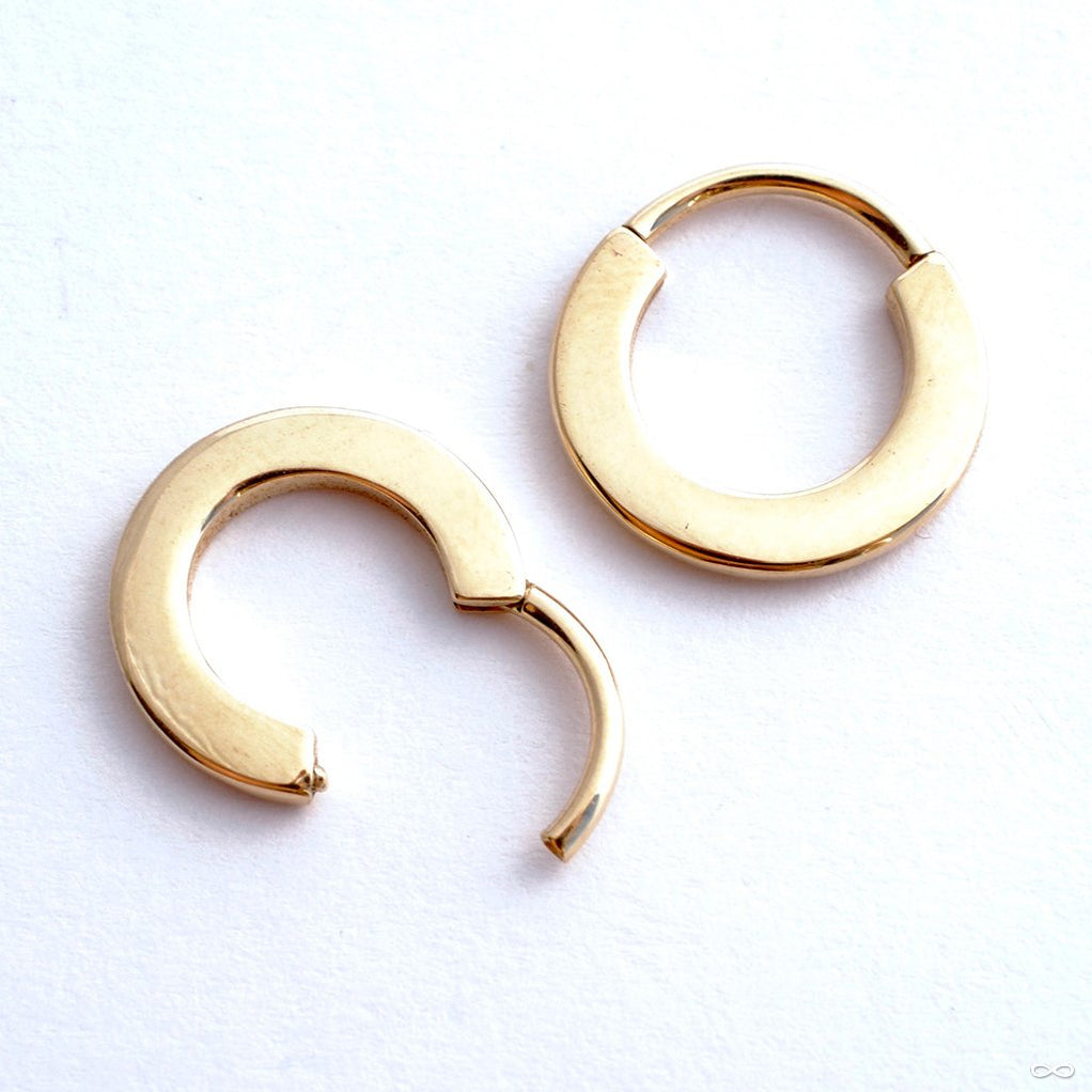 Geometric Circle Clicker in Gold from LeRoi — Infinite Body Piercing, Inc.
